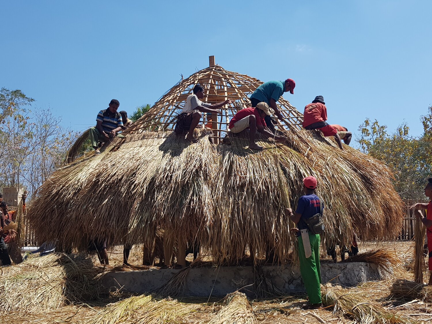 Koa Villagers Work Together to Construct a Preschool Building – Wadah ...
